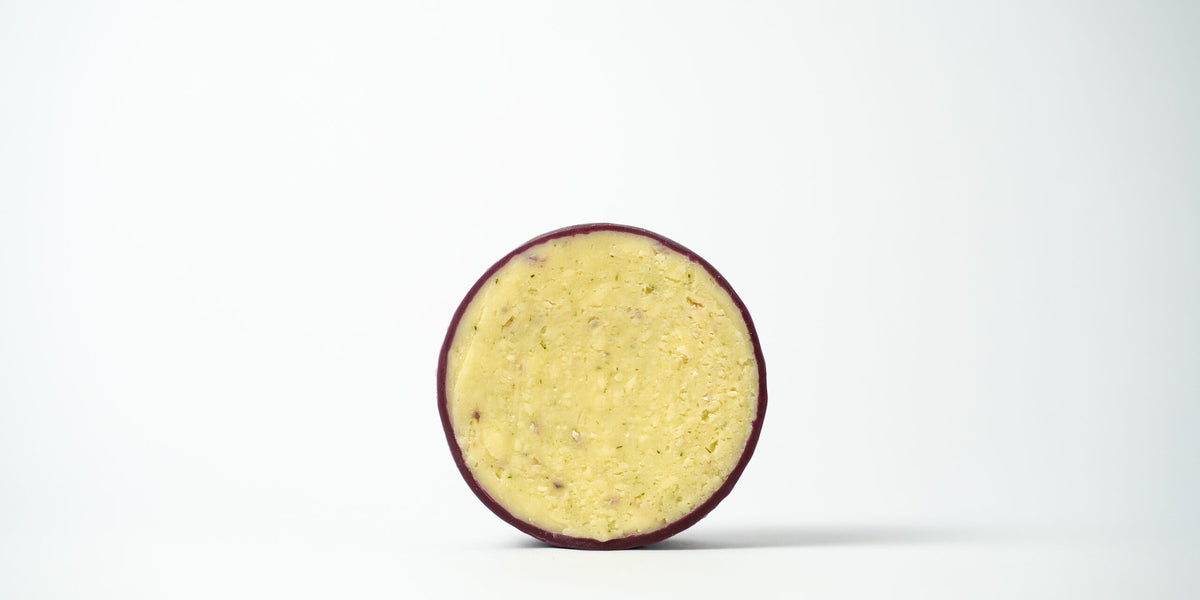 FARM MAID WAX TRUCKLE SPRING ROUGE - 200g – The Trent Cheese Company